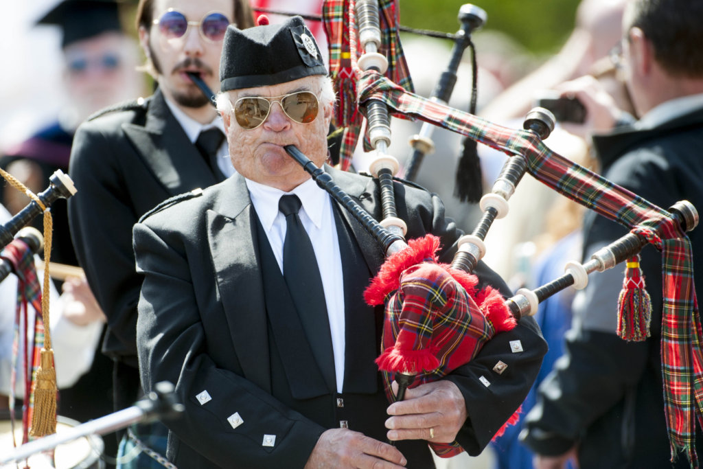 UMF graduates told to proceed with 'energy, gusto' – Lewiston Sun Journal